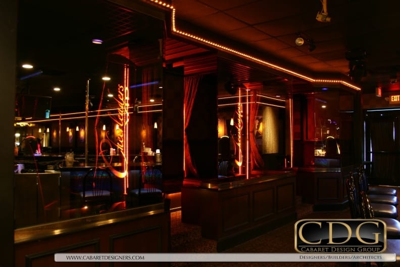 ARCHITECTURAL GLASS FOR BAR AND NIGHTCLUB DESIGN